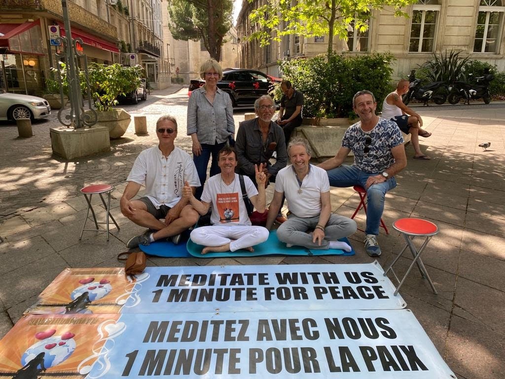 RAËL FRANCE - SITE OFFICIEL DU MOUVEMENT RAÉLIEN FRANÇAIS